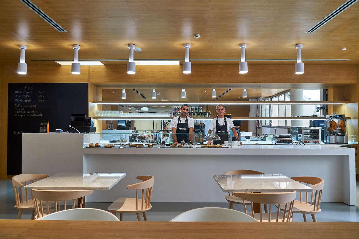 Mostrador - Mostrador cafetería en Solid Surface | ALCOMOBI - hicontract