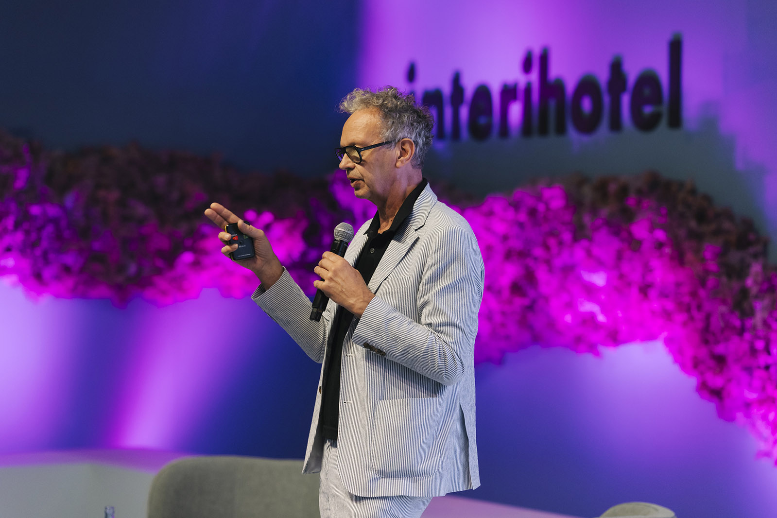 TOM DIXON: BALANCING AUTHENTICITY AND INNOVATION IN THE DIGITAL AGE ...